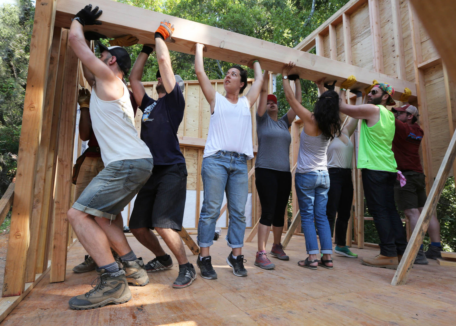 design | build – elevated spaces